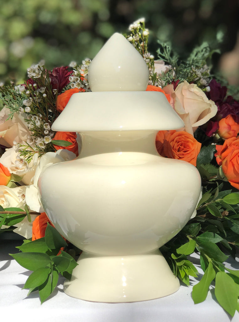 Pure White Treasure Vase – Treasure of Abundance